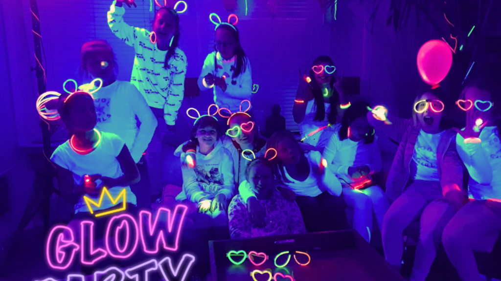 Holiday Glow Party Ideas (Neon/LED theme)